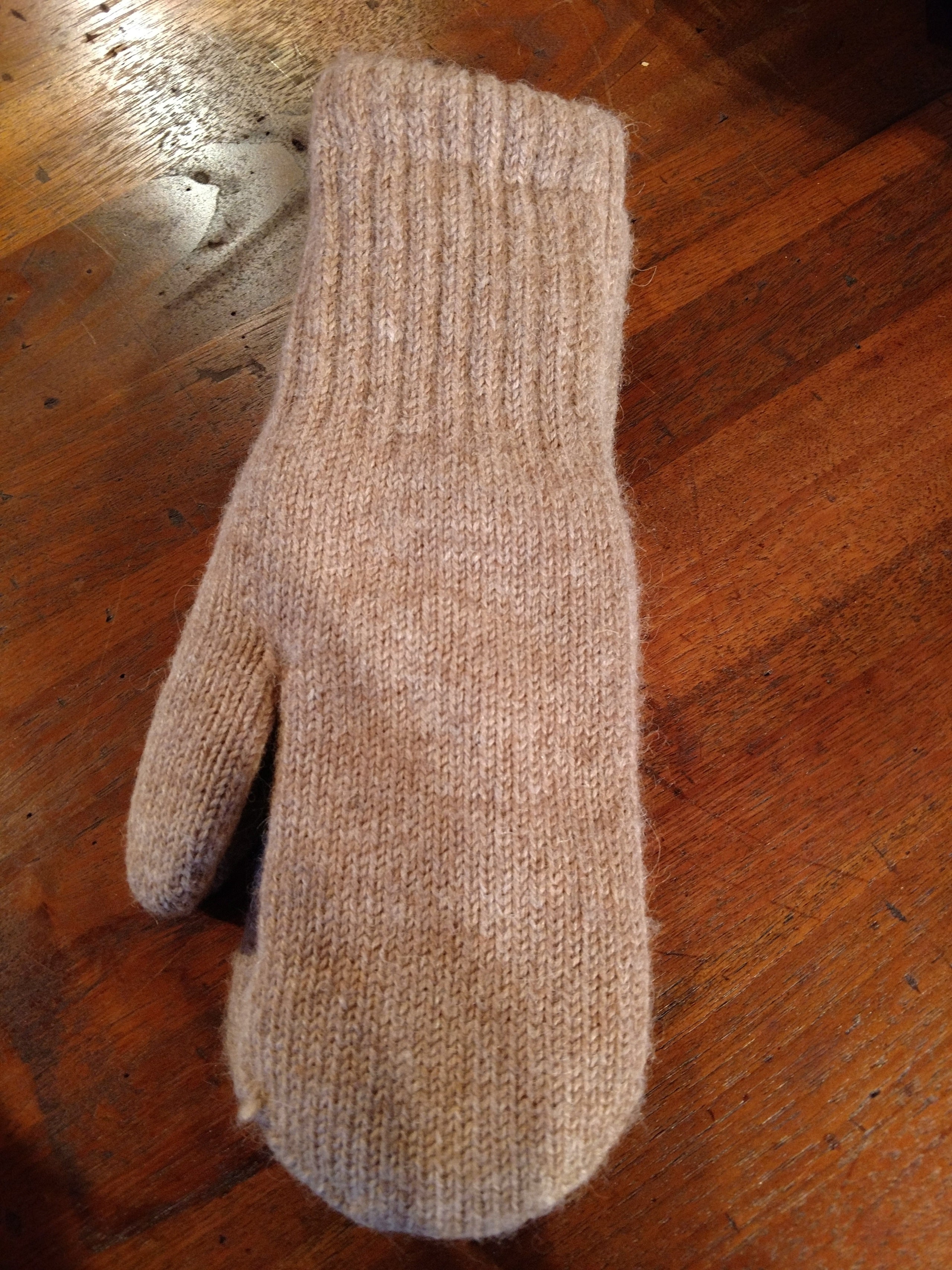 Alpaca Boucle Lined Mitten | The Great Alpaca Place -Alpaca Boutique ...
